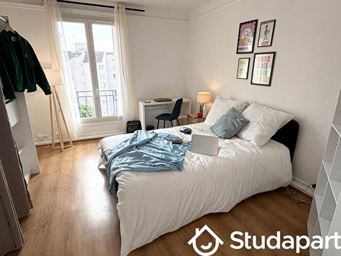Marceau, République, Courbevoie : Appartement 1 pièce à louer