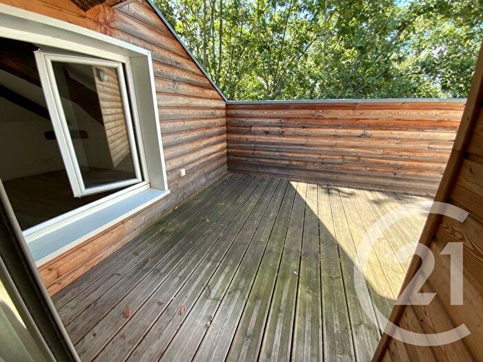 Appartement à louer - Saint-Étienne, Crêt de Roc - 3 pièces - 2 chambres