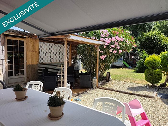 Maison 6 pièces à Bussac-sur-Charente, à vendre