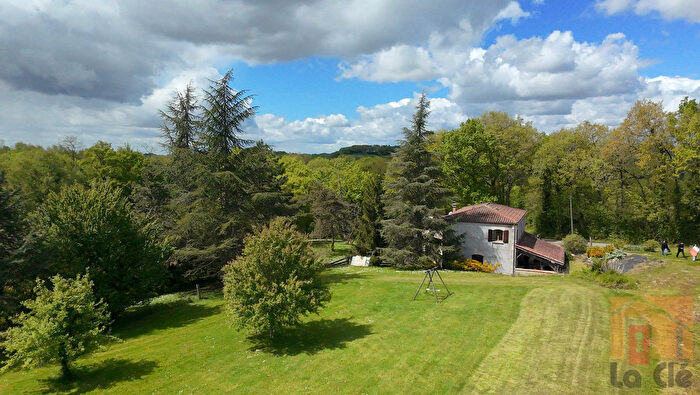 Maison à vendre - Foulayronnes - 7 pièces - 4 chambres