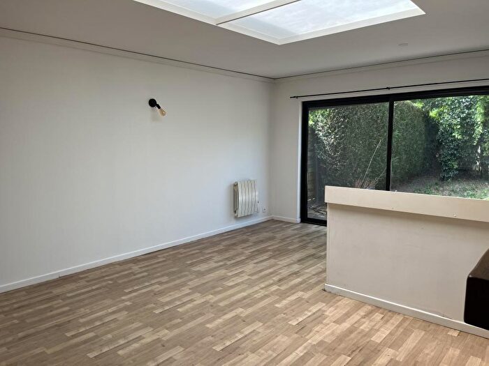 Lille, Saint-Maurice, Pellevoisin : Appartement 3 pièces à louer