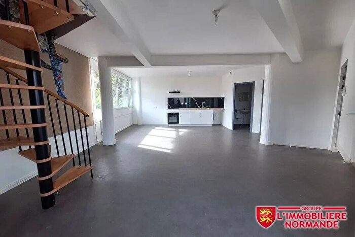 Centre Ville, Louviers - Appartement 4 pièces à louer