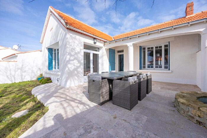 Maison à vendre - Lépine - 5 pièces - 3 chambres