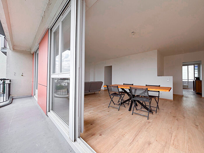 Appartement 5 pièces à Trélazé, à vendre