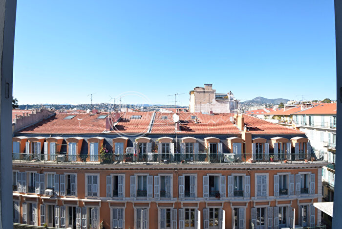 Appartement 4 pièces à vendre - Nice, Carabacel