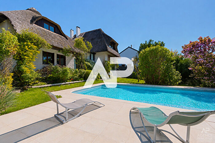 Maison 10 pièces à vendre à Rueil-Malmaison, Jonchere, Malmaison, Saint-Cucufa