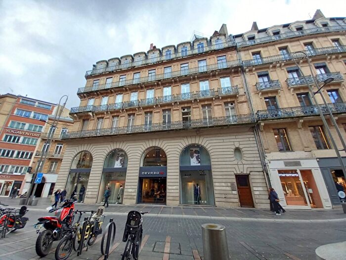 Appartement à louer - Saint-georges, Toulouse - 2 pièces - 1 chambre