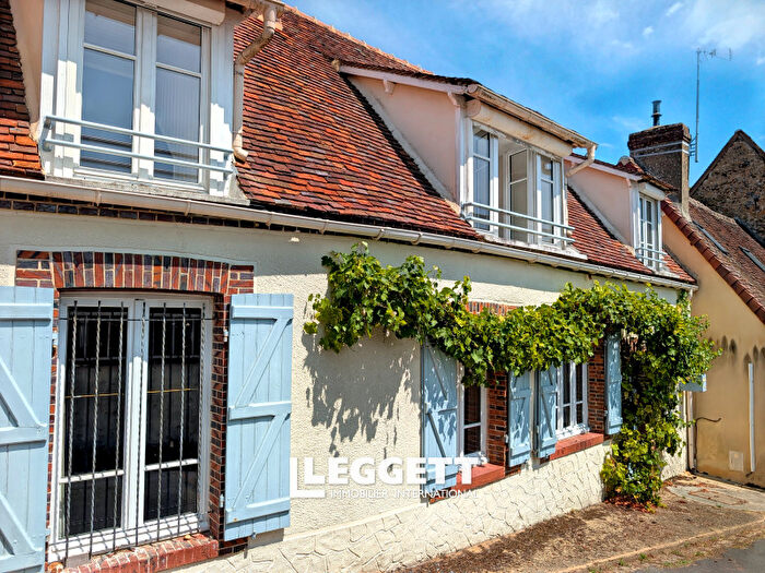 Maison 8 pièces à Rémalard, à vendre