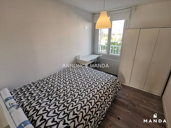 Grenoble, Abbaye, Jouhaux : Appartement 4 pièces à louer