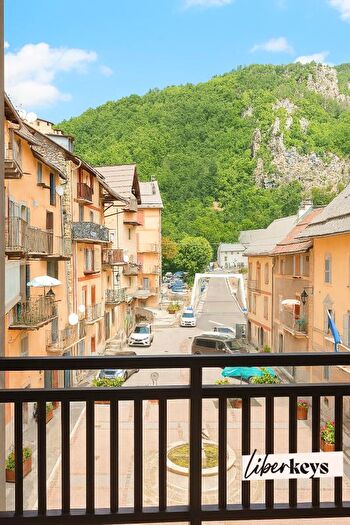 Appartement à vendre - Péone - 3 pièces - 2 chambres