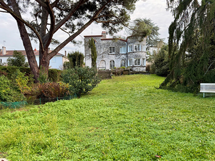 Maison à vendre - Talence, Fauvettes, Peylanne, Plume - 8 pièces - 5 chambres