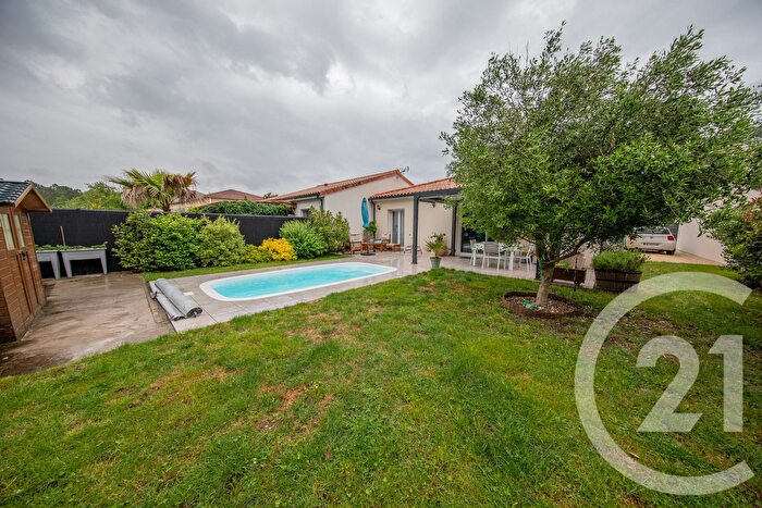 Maison 5 pièces à vendre à Sainte-Hélène