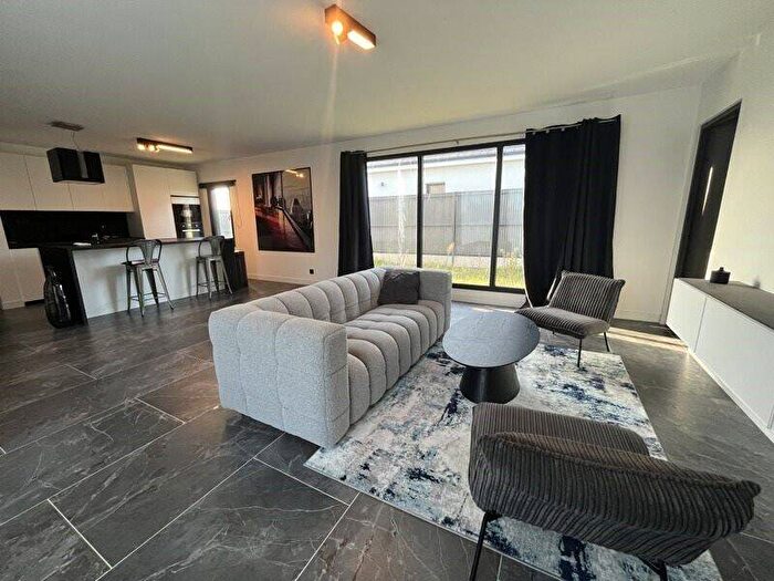 Maison à louer - Trouy - 3 pièces - 2 chambres