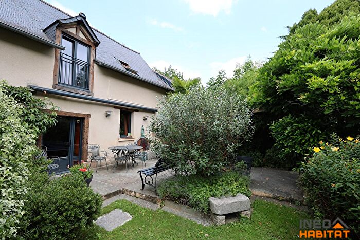 Maison à vendre - Noyal-Châtillon-sur-Seiche - 6 pièces - 5 chambres