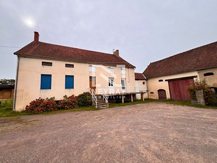 Maison à vendre - Saint-Léger-du-Bois - 7 pièces - 5 chambres
