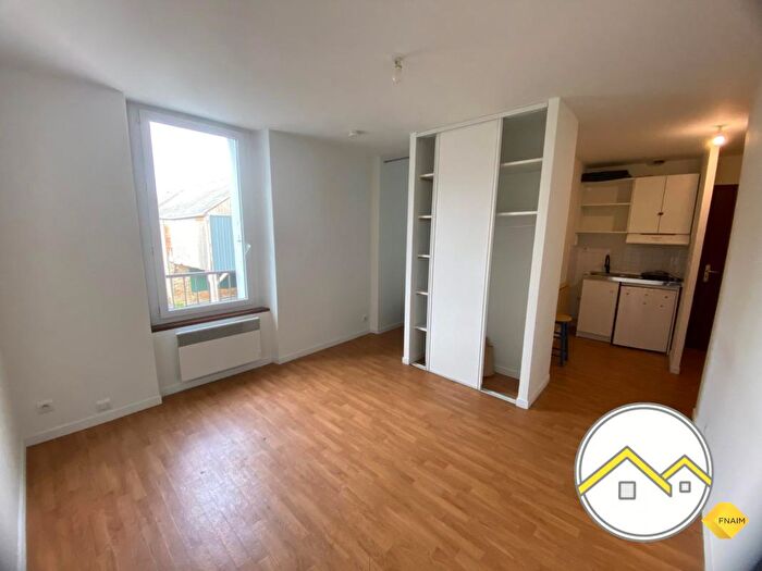 Appartement 1 pièce à louer à Châteaubriant, Centre-ville, Gare