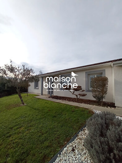 Maison à louer - Tresses - 5 pièces - 3 chambres