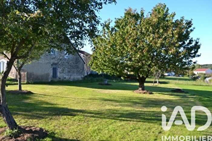 Maison à vendre - Rouvres-la-Chétive - 5 pièces - 3 chambres