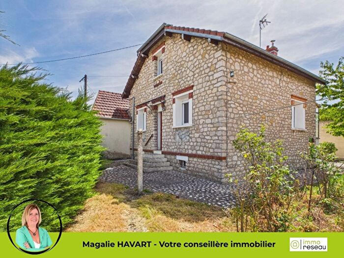 Maison 6 pièces à vendre à Amilly