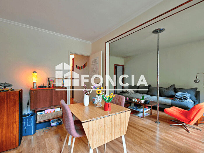 Appartement à vendre - Fontenay-le-Fleury, Croix du Mont - 2 pièces - 1 chambre