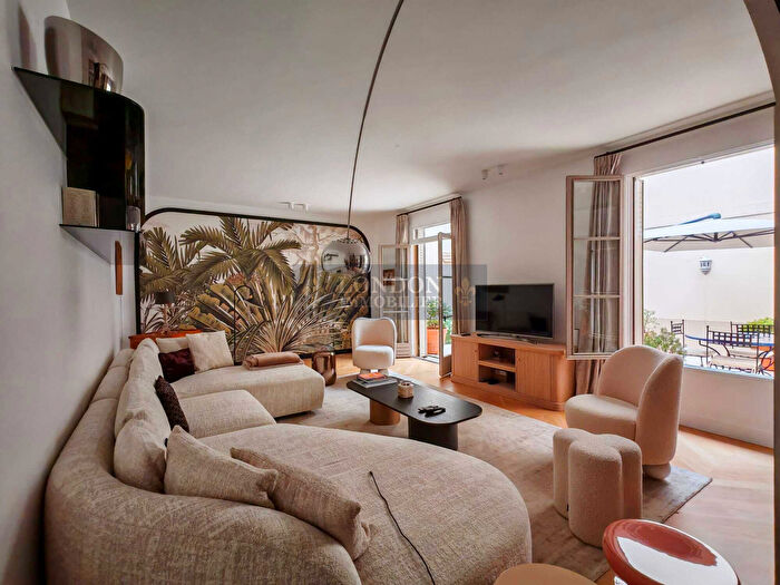 Maison 8 pièces à vendre à Versailles