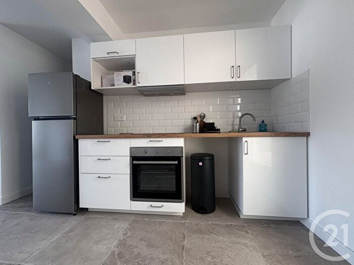 Appartement à louer - Mauléon-Licharre - 3 pièces - 2 chambres