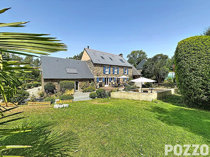 Maison 8 pièces à Équilly, à vendre