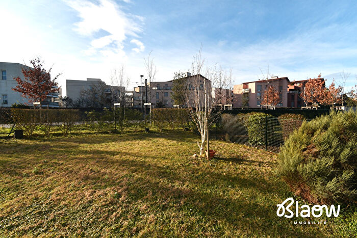 Appartement à vendre - Meyzieu, Nord Ouest - 3 pièces - 1 chambre