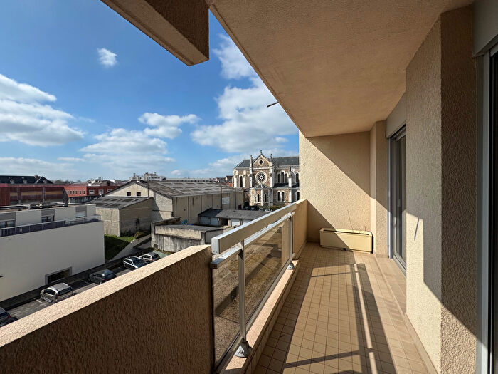 Appartement 4 pièces à Limoges, Centre-ville, Hôtel de Ville, Emailleurs, à louer