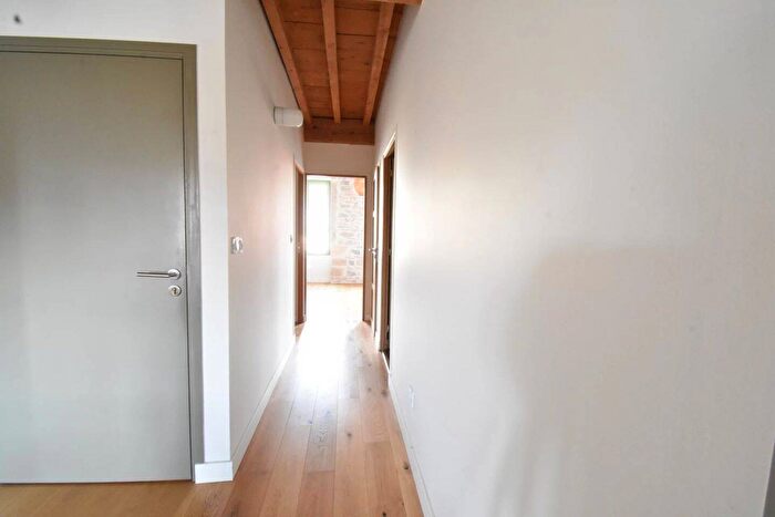 Appartement à louer - Sault-Brénaz - 3 pièces - 2 chambres