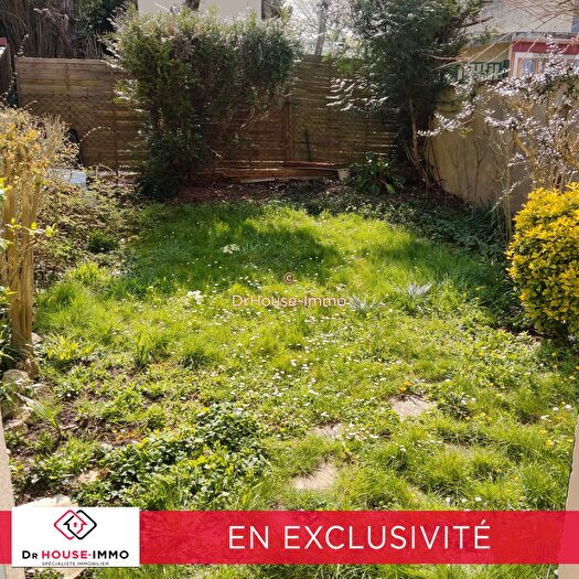 Bry-sur-Marne, Coudrais, Fontaines Giroux : Maison 5 pièces à vendre