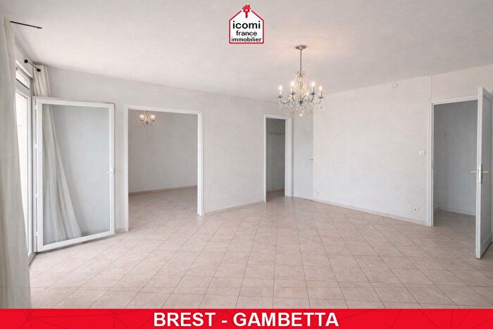 Appartement 5 pièces à vendre - Brest, Saint-Marc, Kérampéré