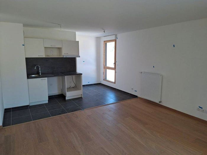 Appartement 3 pièces à Centre Ville, Chambéry, à louer