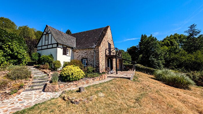 Aubazines - Maison 6 pièces à vendre