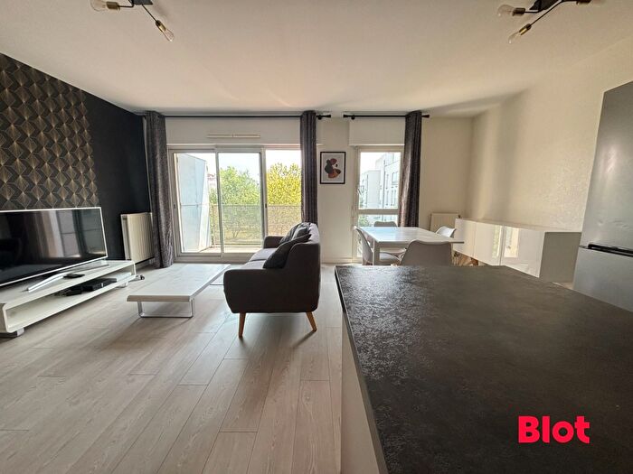 Appartement 4 pièces à vendre à Saint-Jacques-de-la-Lande