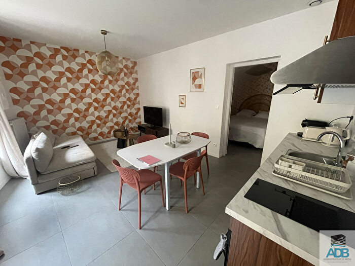 Appartement à louer - Roanne, Gare - 2 pièces - 1 chambre