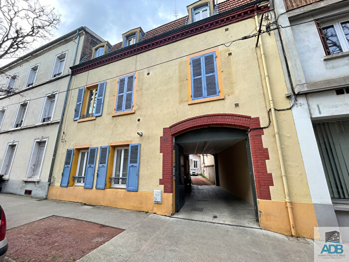 Maisons à vendre et appartements à louer - 2