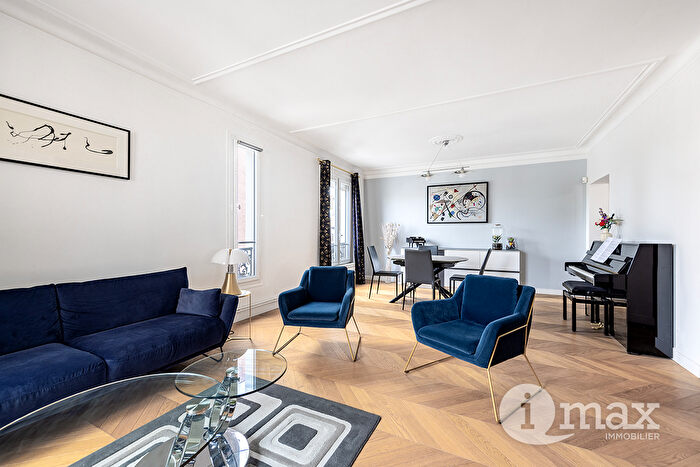 Asnières-sur-Seine, Bécon, Bourguignons : Appartement 6 pièces à vendre