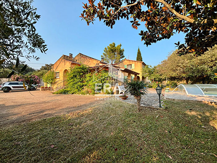 Maison à vendre - Castillon-du-Gard - 6 pièces - 4 chambres