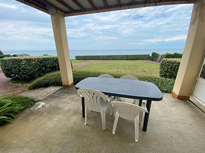 Grandcamp-Maisy : Appartement 4 pièces à vendre