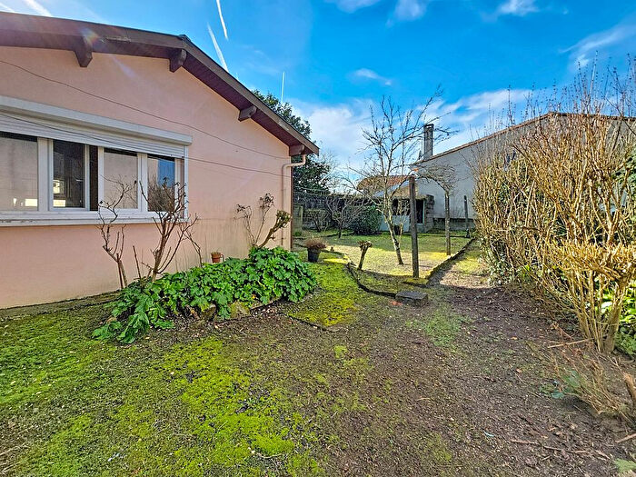 Maison à vendre - Pessac, Verthamon, Haut Biron - 5 pièces - 3 chambres