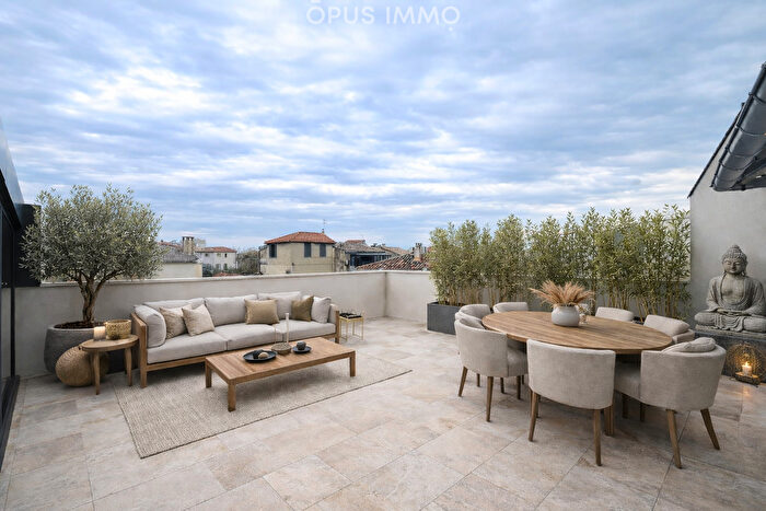 Appartement à vendre - Nîmes, Carmes - 5 pièces - 4 chambres