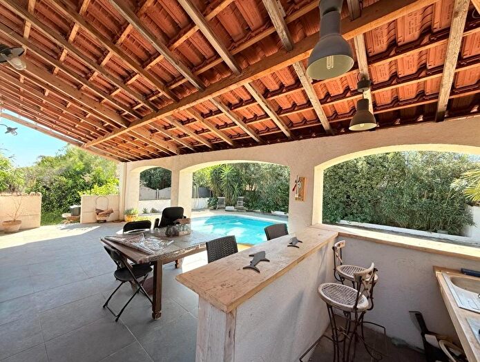 Maison à vendre - Fos-sur-Mer - 6 pièces - 4 chambres