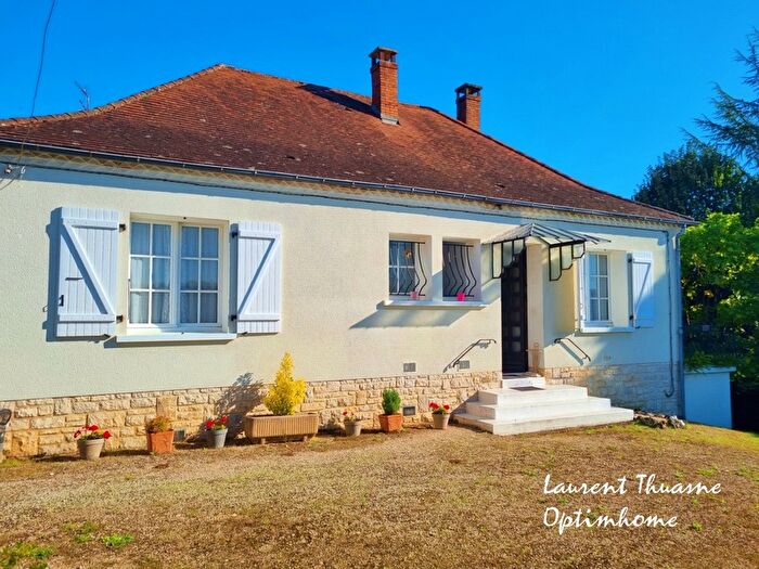 Maison à vendre - Thenon - 6 pièces - 4 chambres