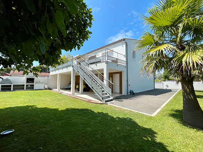 Maison à vendre - Saint-Pierre-dOléron - 5 pièces - 3 chambres