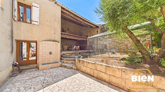 Calvisson : Maison 11 pièces à vendre
