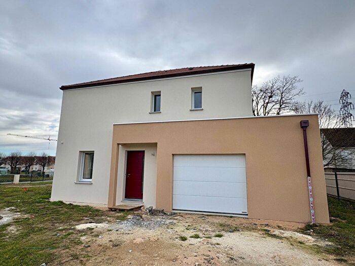 Maison à louer - Champagné - 6 pièces - 4 chambres