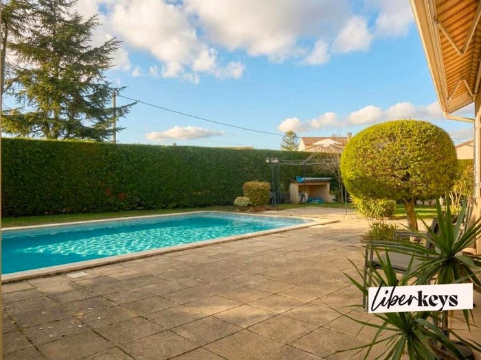 Maison 6 pièces à Le Taillan-Médoc, à vendre