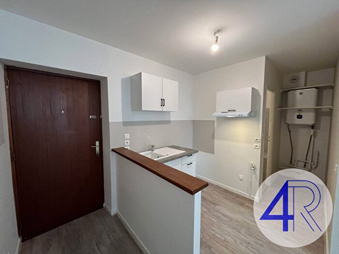 Appartement 2 pièces à louer - centre Ville-La Chartonnière-La Barre, Villefranche-sur-Saône