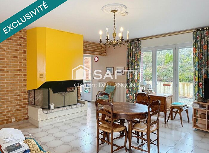 Maison à vendre - Fresnoy-le-Grand - 8 pièces - 5 chambres